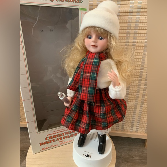 Telco | Holiday | Vintage Telco Christmas Animated Musical Girl Wcandle ...